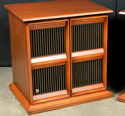 【音響發燒友必選國際運輸】McIntosh ML-2C Pair 從台北新莊安全運送至日本橫濱，Fly2TW 提供專業包裝、防震保護、物流追蹤與清關服務，音響國際運輸台灣寄送到日本 ...